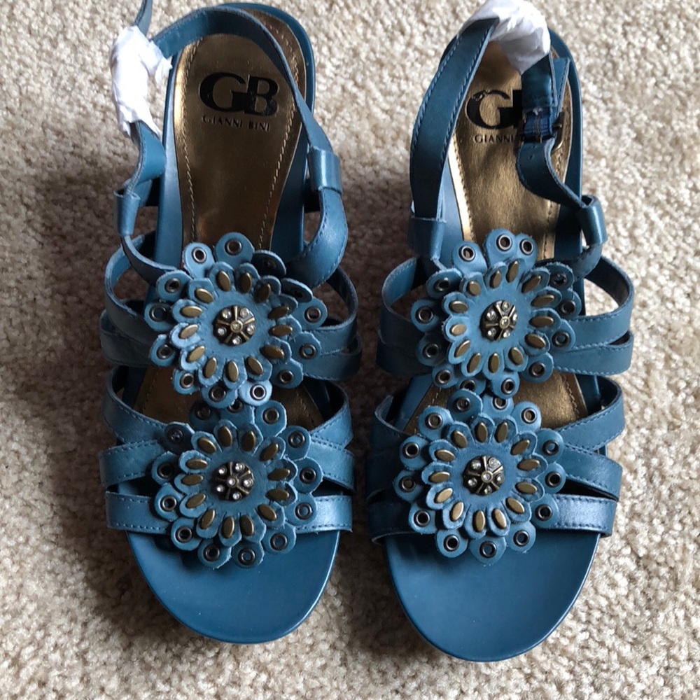 New! Gianni Bini Wedge Sandal Shoe Blue Floral Flower… - Gem